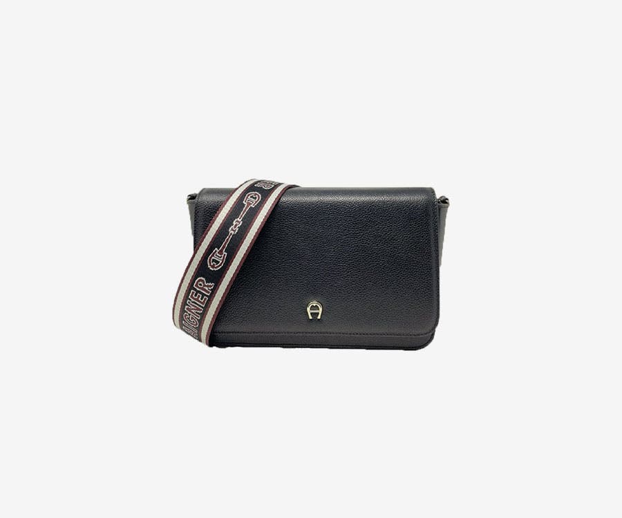 Aigner OUTLET Germany • Sale 30-70%* off | Outletcity Metzingen