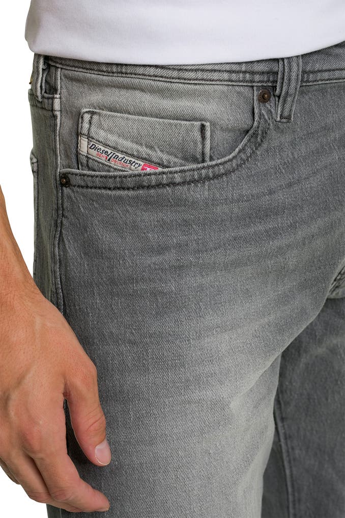 DIESEL Jeans 'Buster' tapered » günstig online kaufen | Outletcity