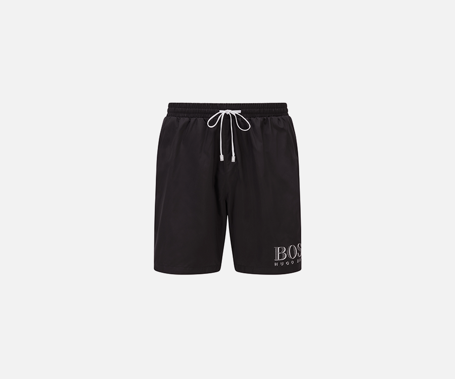 Hugo Boss OUTLET in Germany • up to 70%* off in Sale | Outletcity Metzingen